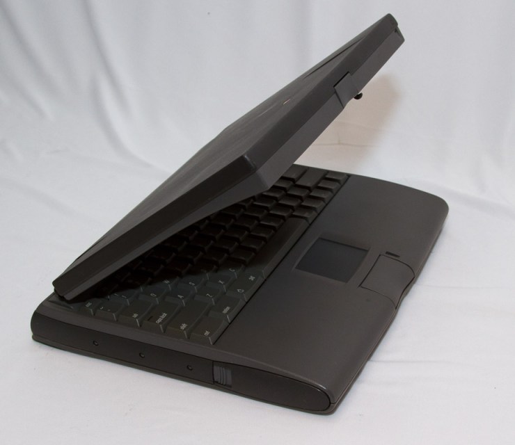 PowerBook Through the Years : The 500 Series – Relatively Ambitious