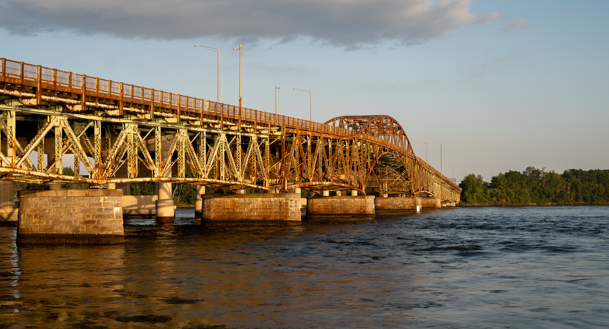 The General Sullivan Bridge in 10 Images – Relatively Ambitious