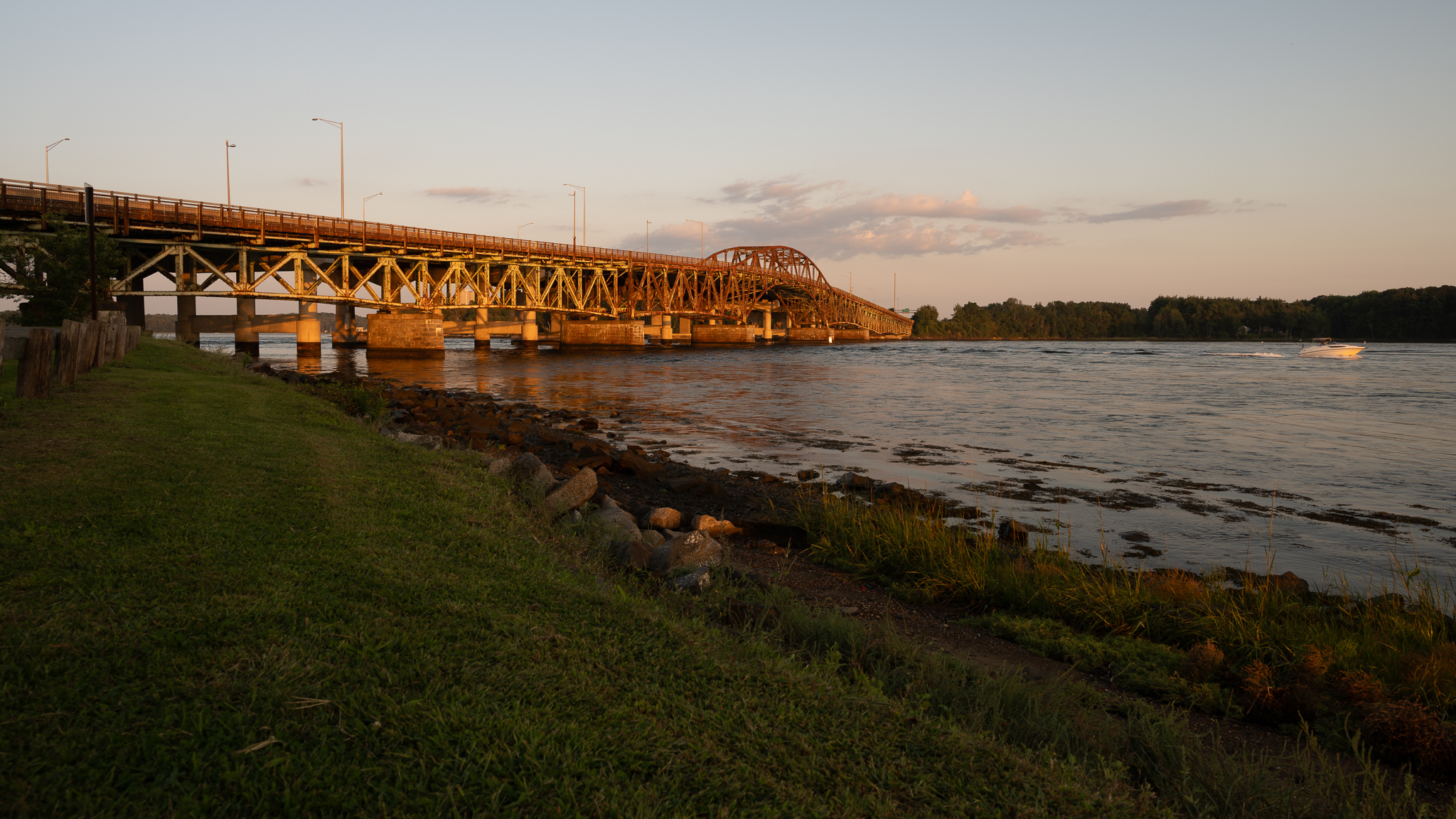 The General Sullivan Bridge in 10 Images – Relatively Ambitious